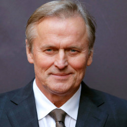 Tutti i meme su John Grisham - Facciabuco.com