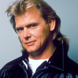 Tutti i meme su John Farnham - Facciabuco.com